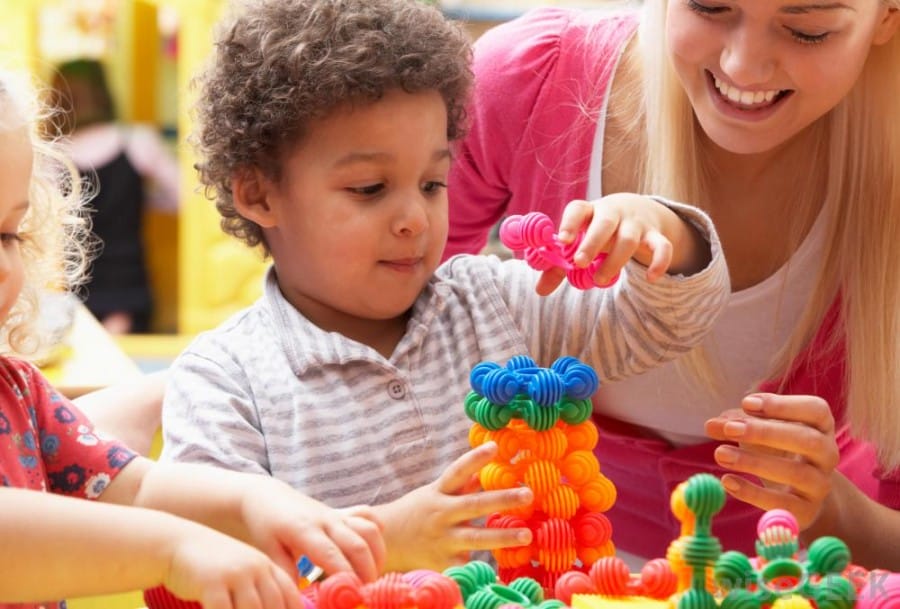Teori Perkembangan Anak Piaget (Teori Perkembangan Kognitif) Teori Perkembangan Anak Piaget (Teori Perkembangan Kognitif)